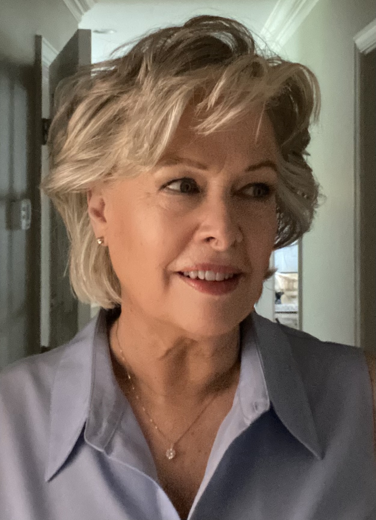 About: the Artist – Paint Kindness, Gentleness, Love